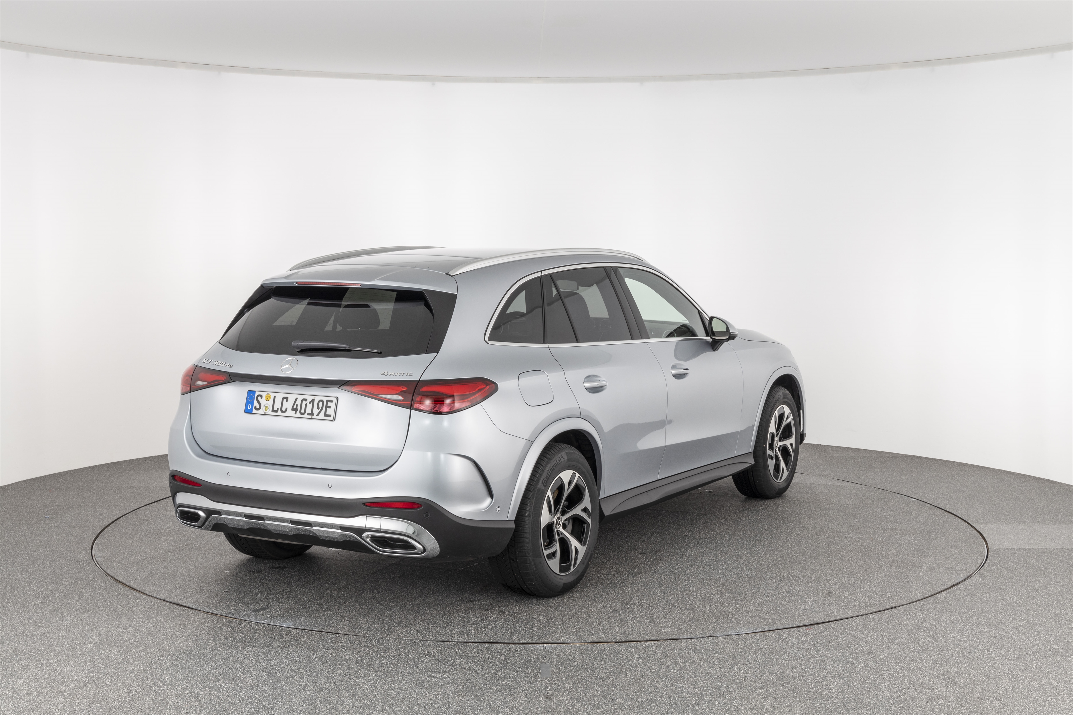 Test e Recensione MERCEDES GLC 300 DE HYBRID EQ 4MATIC ADVANCED ...